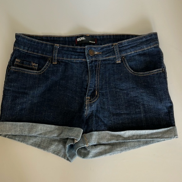 BDG | Shorts | Bdg Shortie Urban Outfitters 5 Pocket Denim Shorts ...